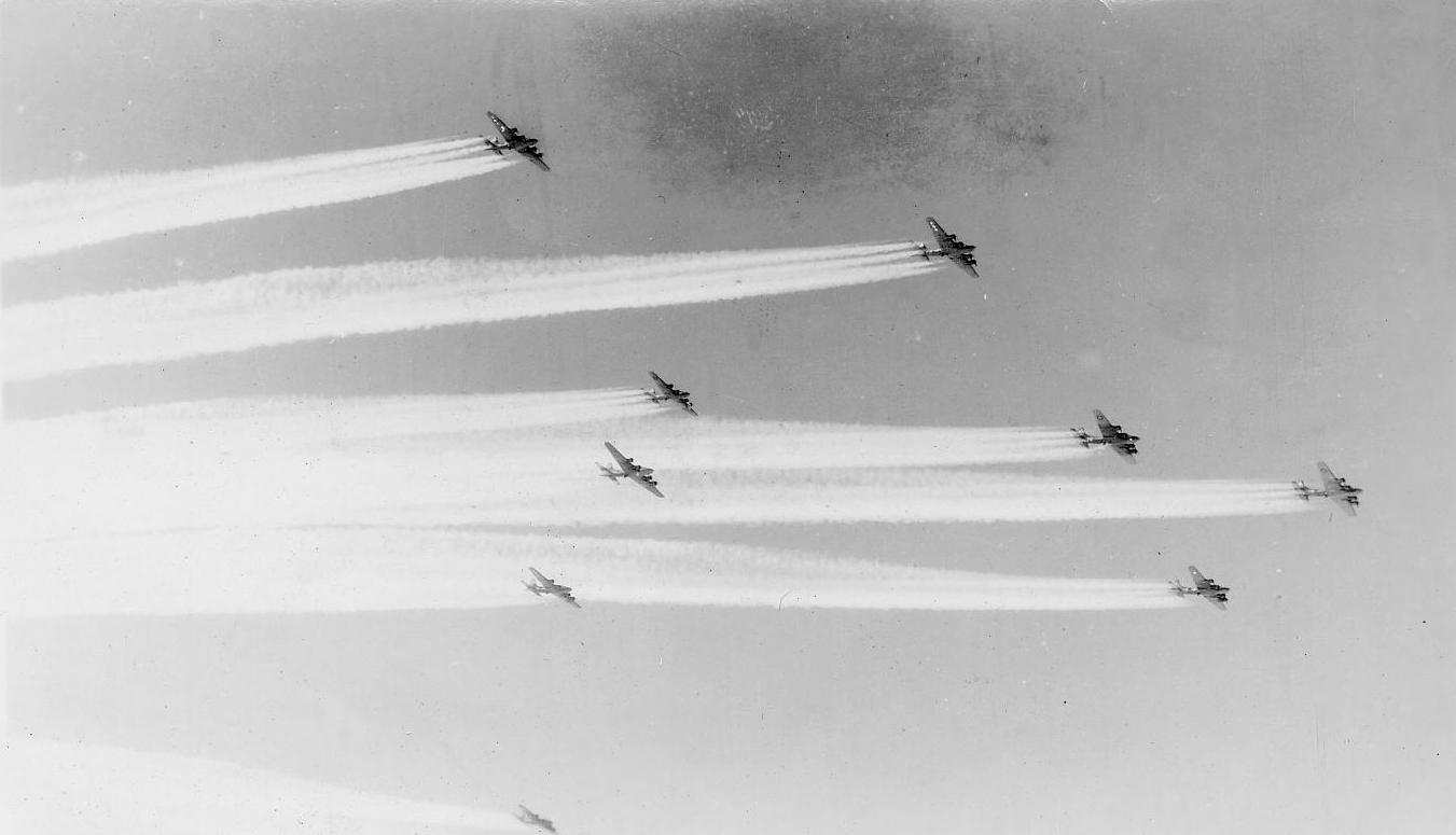"Lucky 13 - Surviving the First Schweinfurt Raid" - Hangar Thirteen
