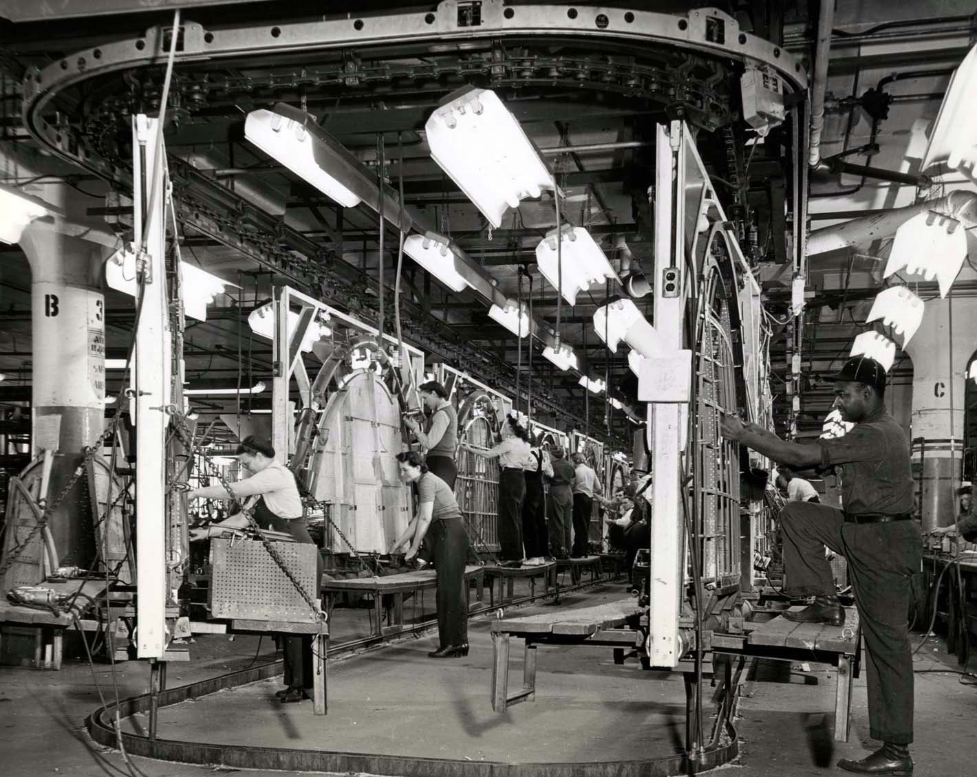 Briggs Manufacturing - Hangar Thirteen